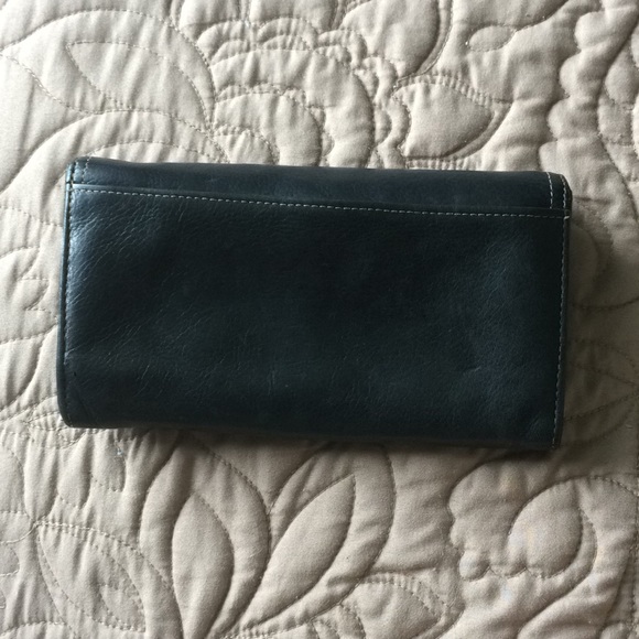 Kenneth Cole | Bags | Wallet | Poshmark